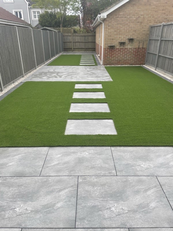 earthcore-grey-porcelain-paving-900-x-600-slabs